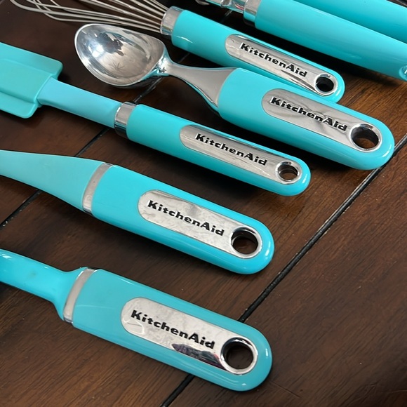 KitchenAid | Kitchen | Lot Of 9 Kitchenaid Kitchen Utensils Aqua Teal ...